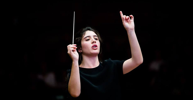 Müzik serüvenini anlattı... Genç orkestra şefi Nil Venditti kimdir ...